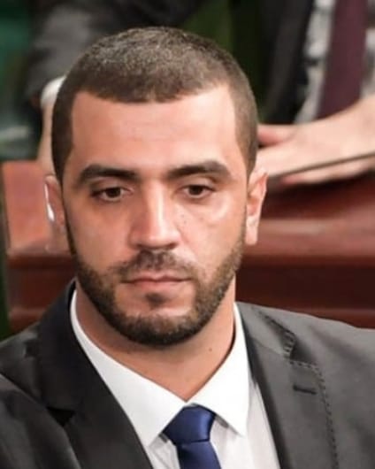 محامية راشد الخياري " موكلي مصاب بورم في الصدر