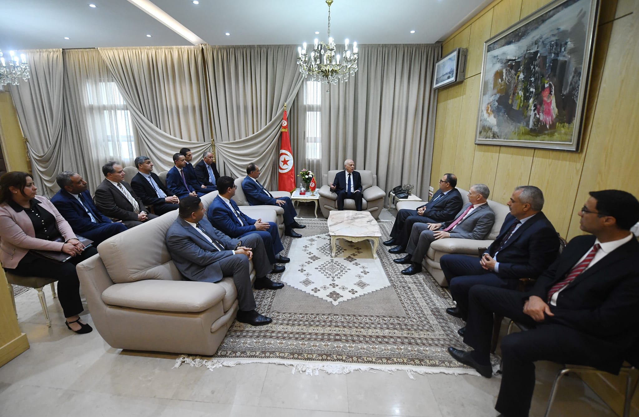 رئيس الجمهورية : تونس امانة في اعناق كل الوطنيين ويجب ان يتحمل كل واحد ...