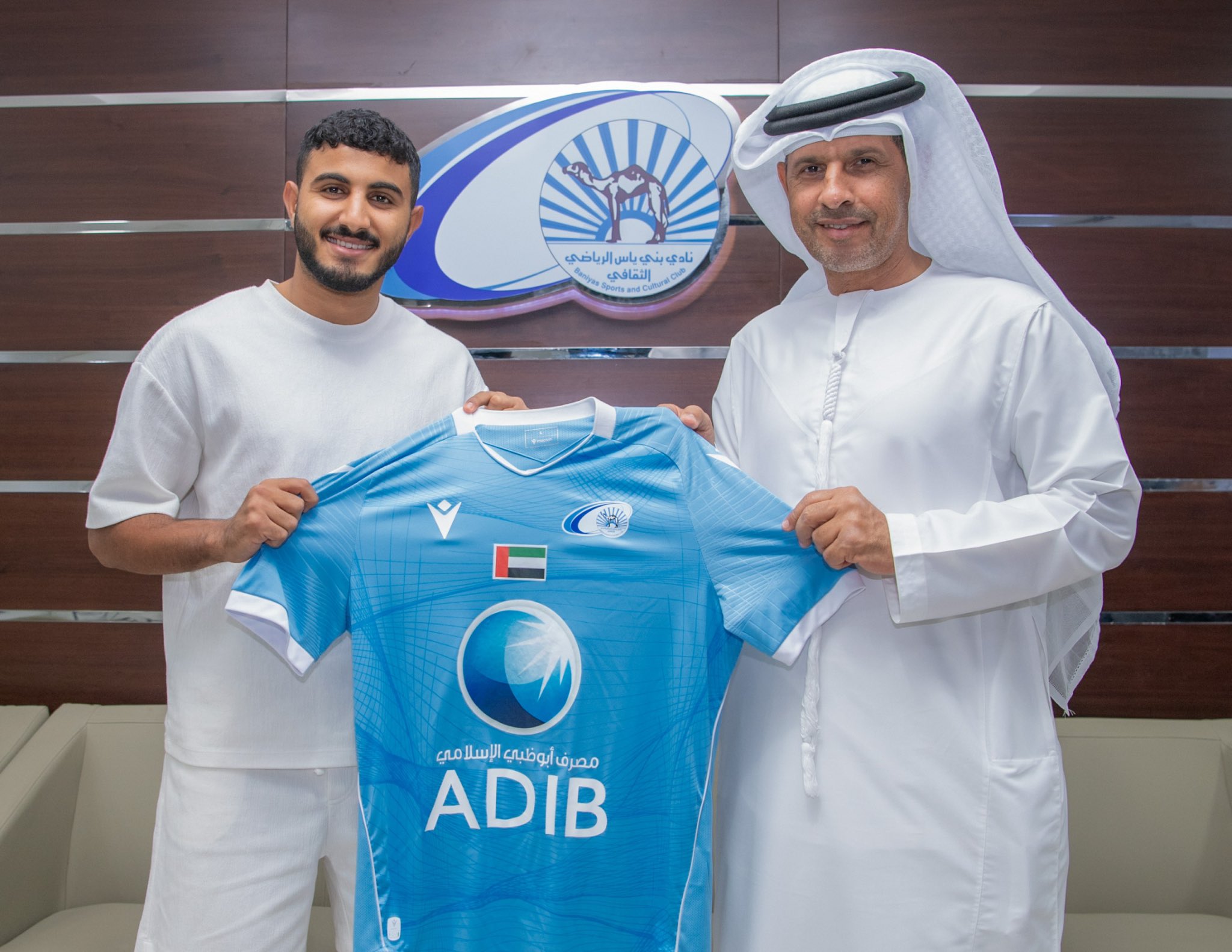 نادي بني ياس الاماراتي يتعاقد مع اللاعب التونسي أسامة عبيد